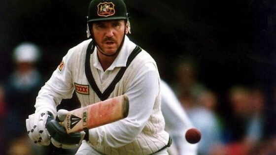 Top 10 Legends of Cricket - Best Players in Cricket History