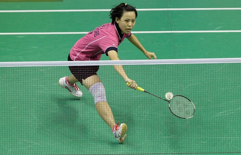 Here Is How You Can Play A Drop Shot Like A Pro | Playo