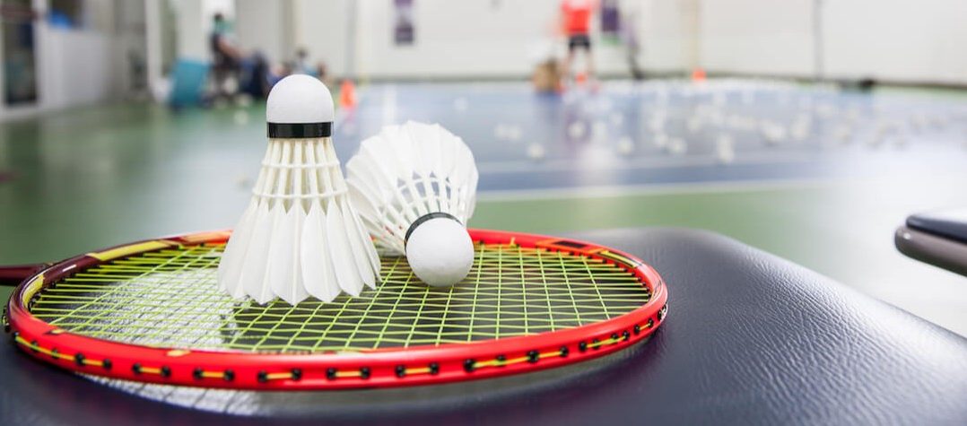 Let Us Help You Choose The Right Badminton Racket For You | Playo