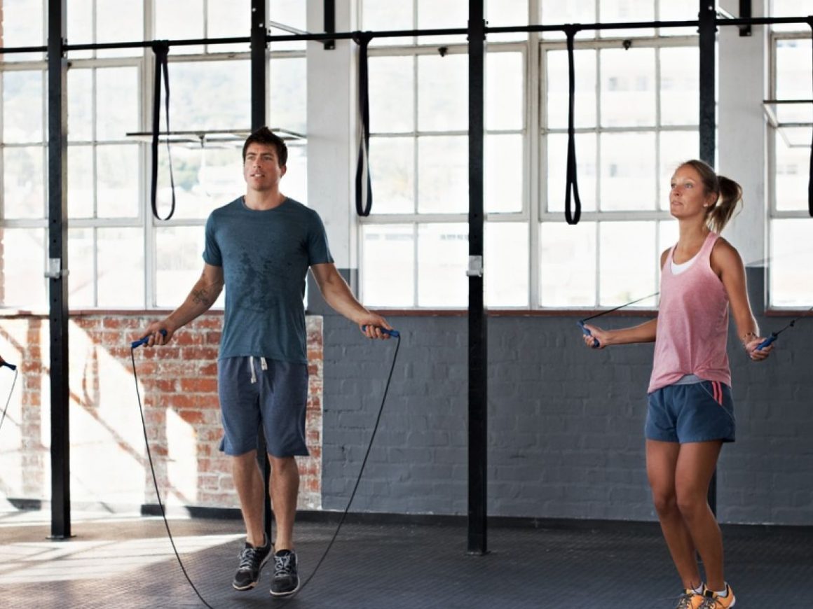 Why Team Sports Are Better Than Individual Sports? - Playo